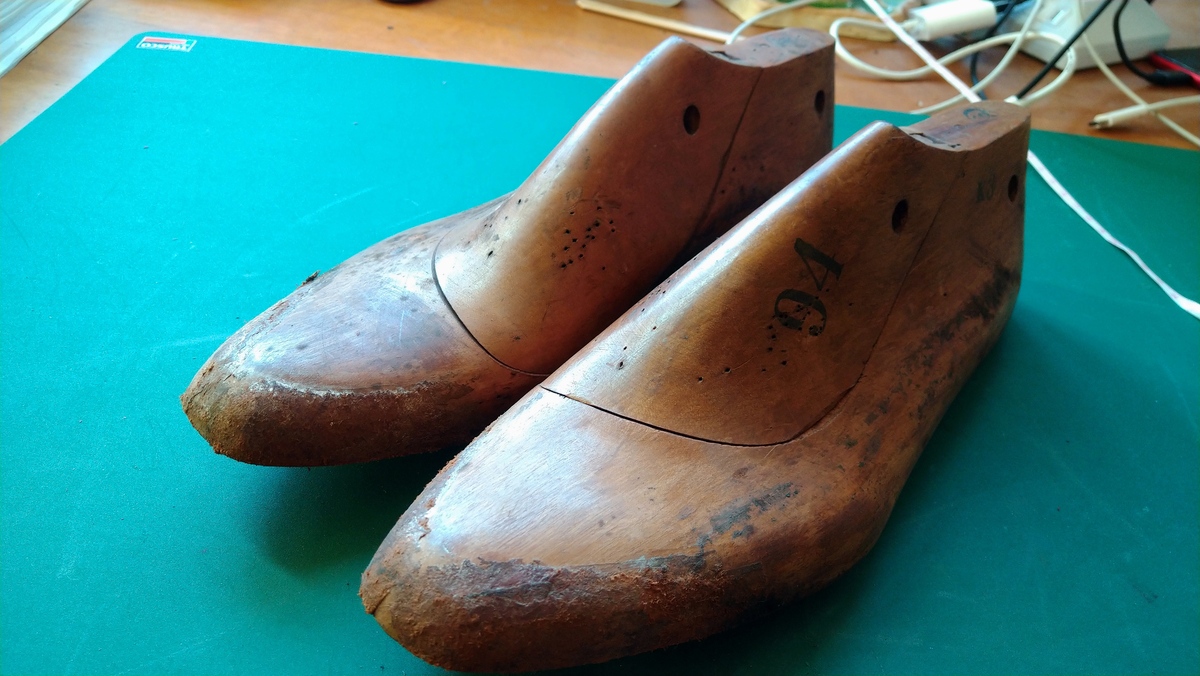 素晴らしい職人道具をお迎えしました！Vol.4（木型編） | Make Shoes Yourself